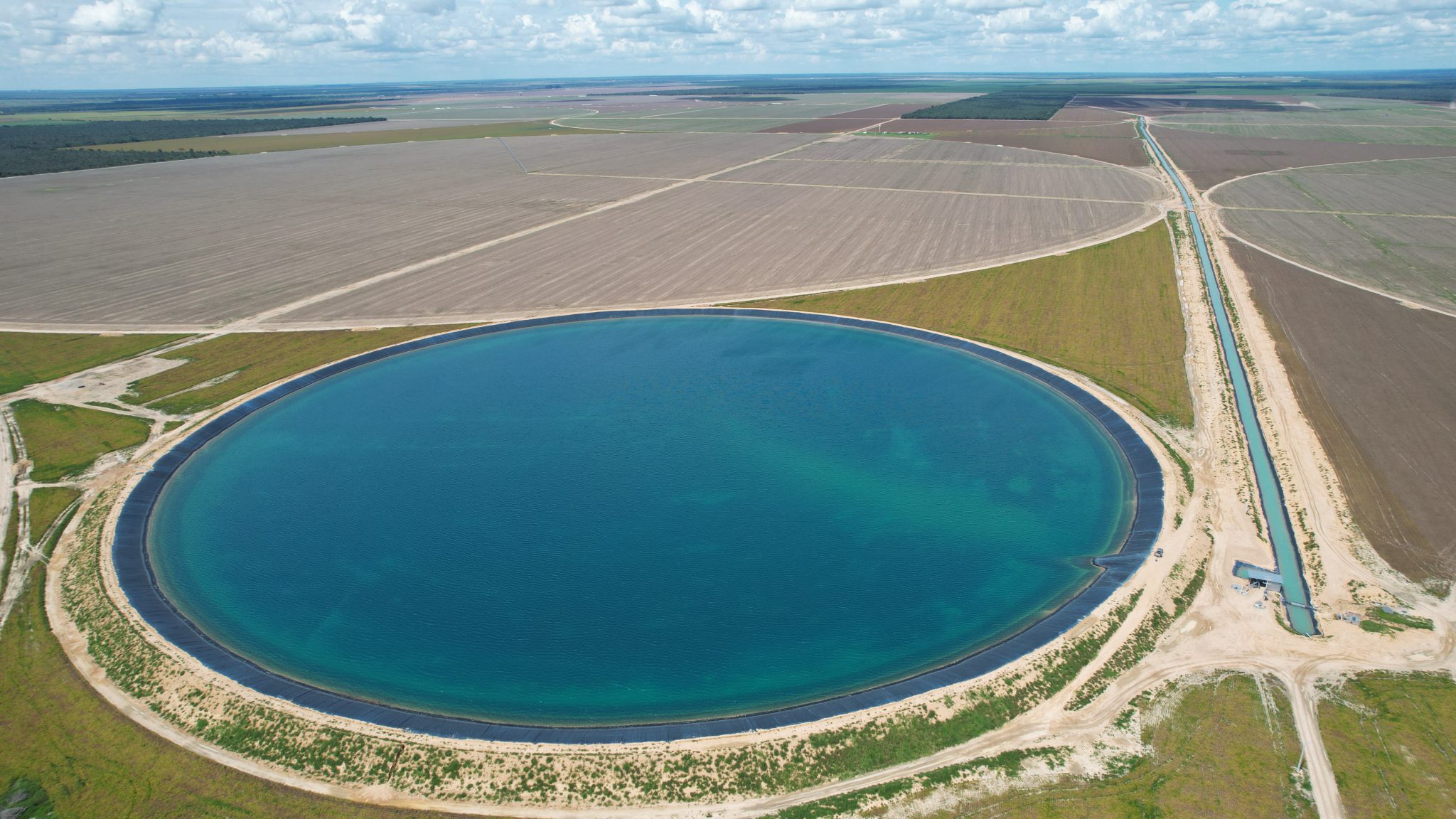 Lona geomembrana: o que é e onde comprar? - TechGround